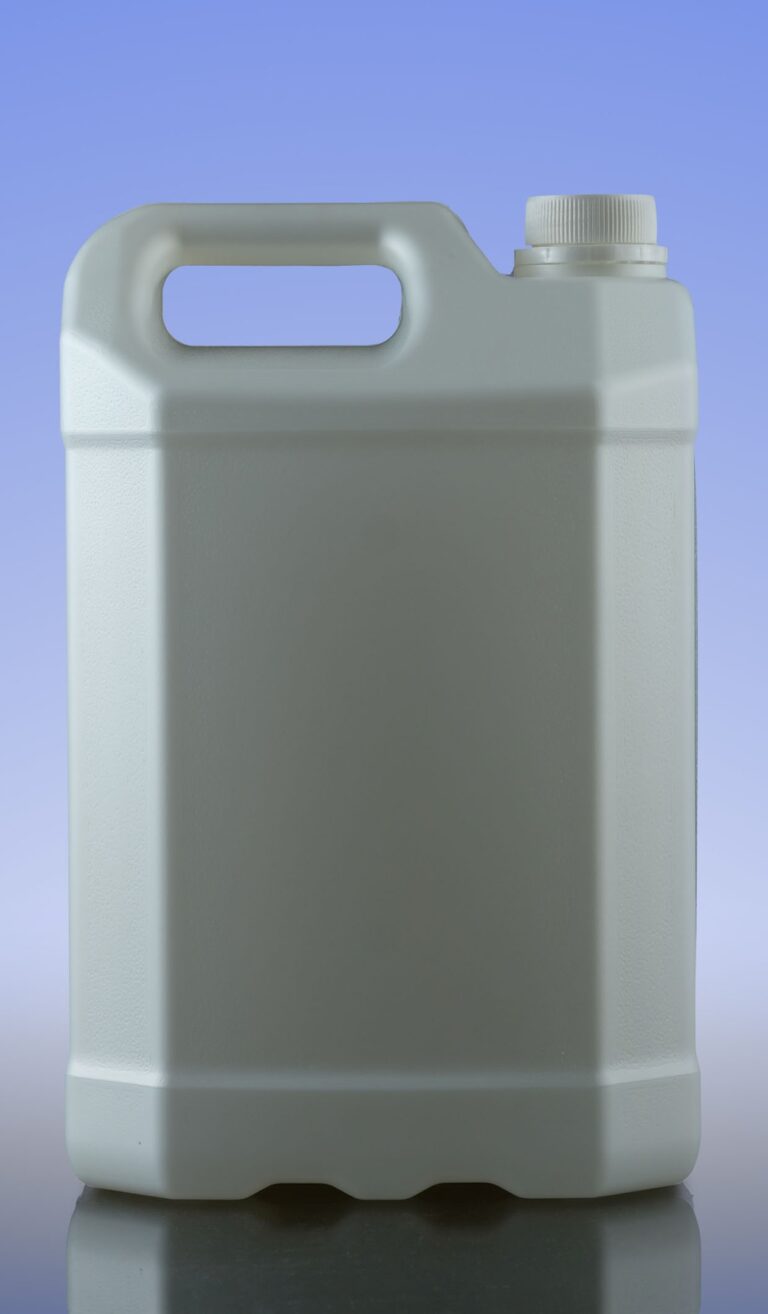 5ltr HDPE Rectangular Jerry Can – Plasmar Packaging cc